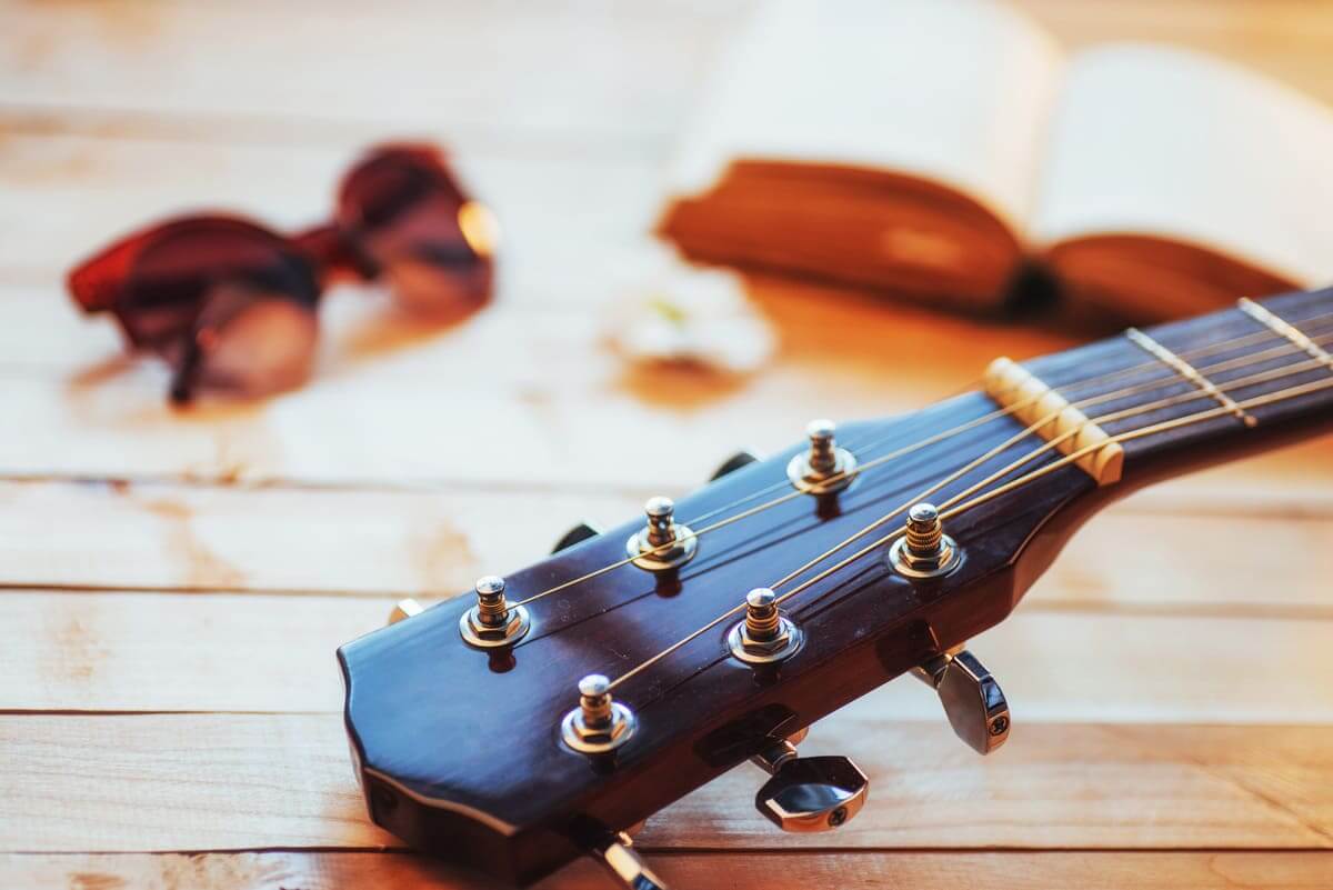 How to Lower The Action on an Acoustic Guitar - guitariano.com